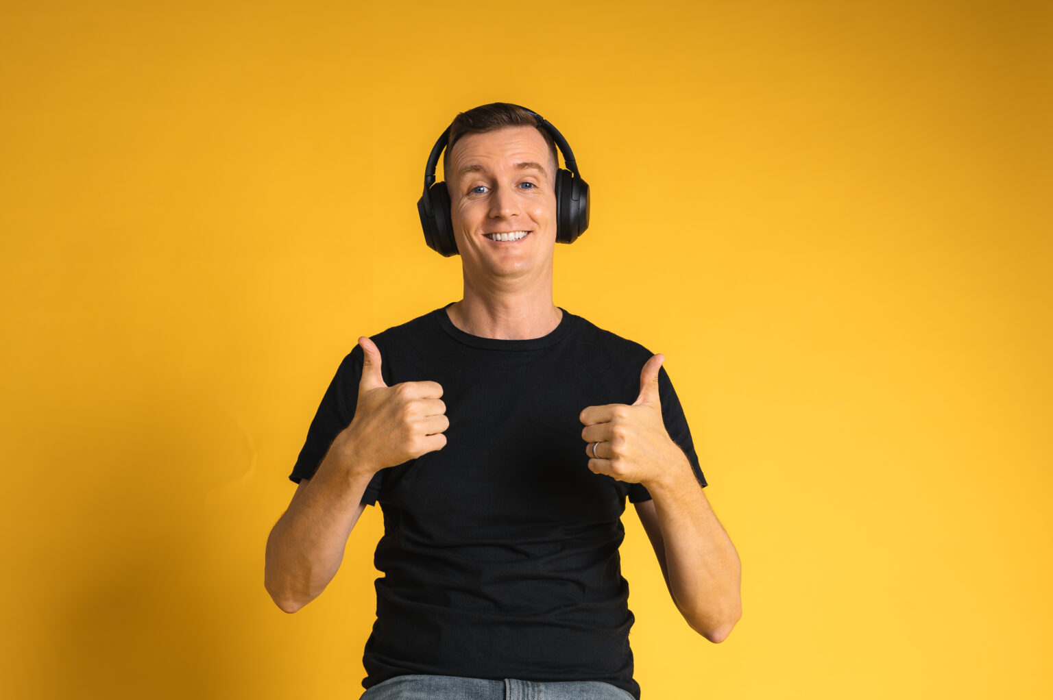 10 Best Podcast Background Ideas to Make Your Video Podcast Stand Out ...
